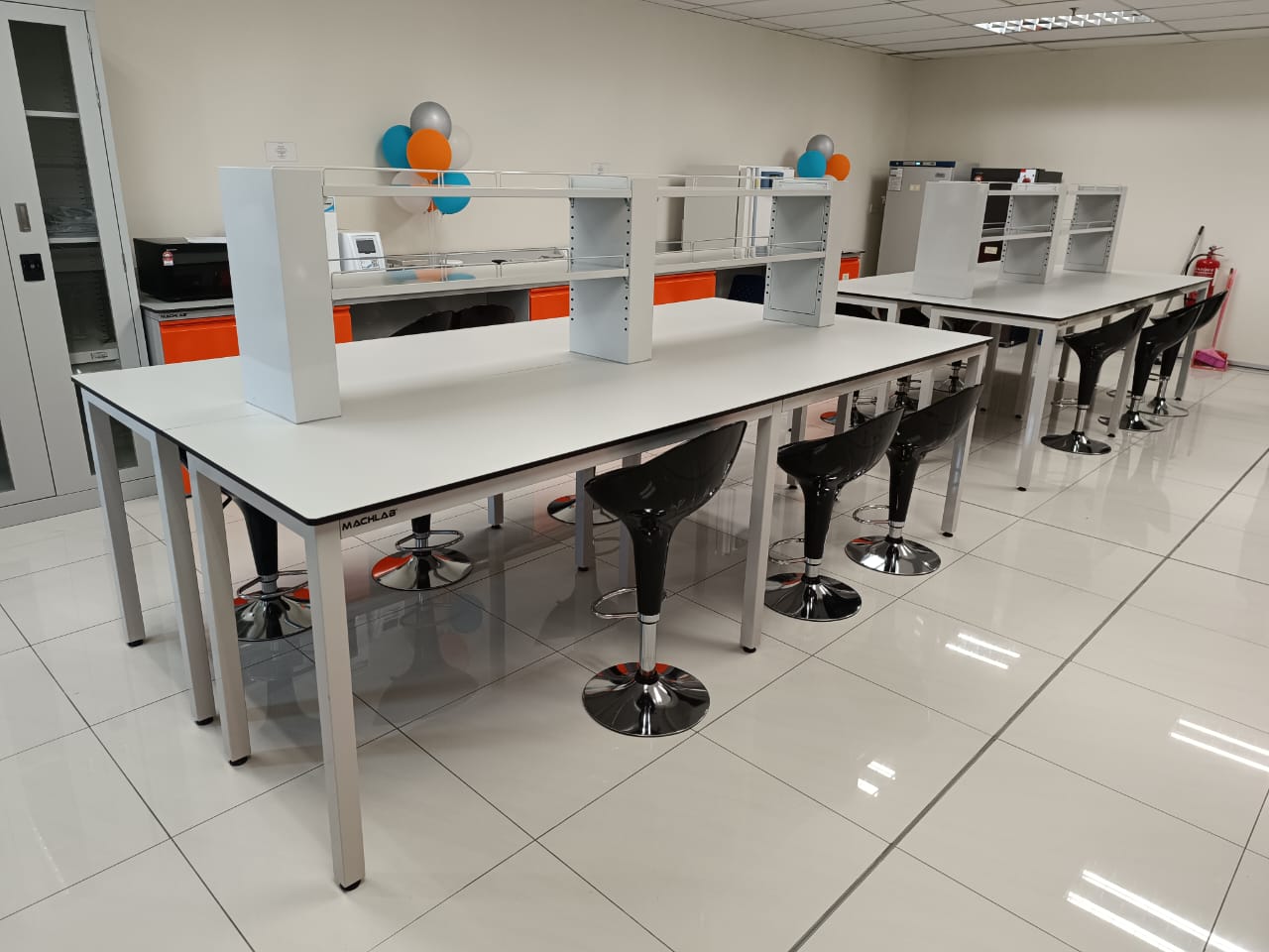 Laboratory Furniture - Lumbersteel
